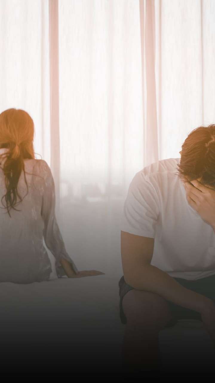 6 Signs You Are In A Manipulative Relationship