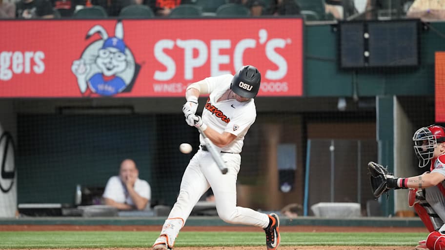 #8 Oregon State Baseball Cruises To 11-3 Win in 2025 Home Opener