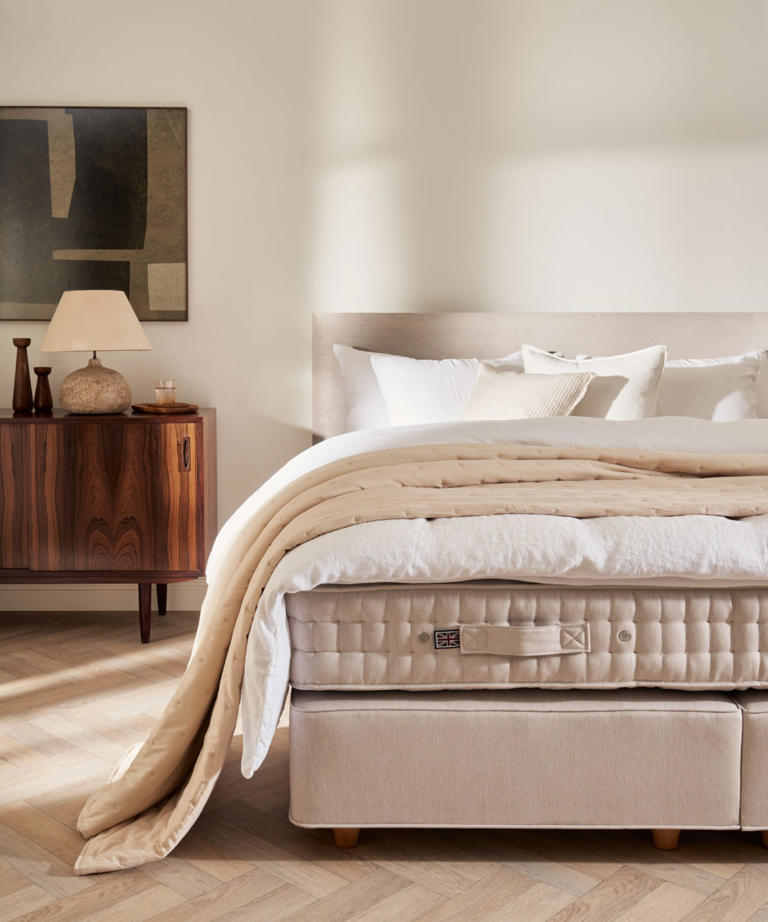 The secret to a better night's sleep? Experts say it all starts with ...