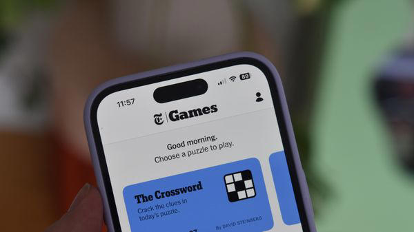 Wordle, Connections & NYT Strands hints and answers for March 8