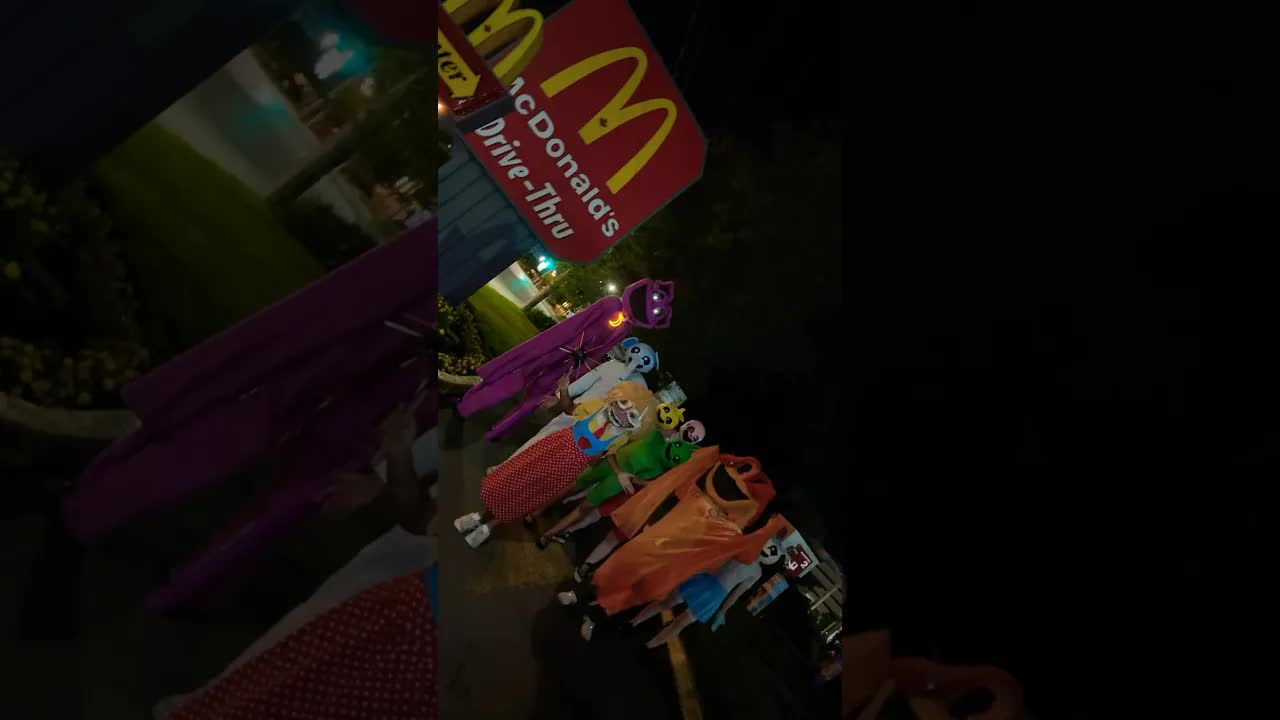 McDonald's Drive-Thru with Poppy Playtime Characters!