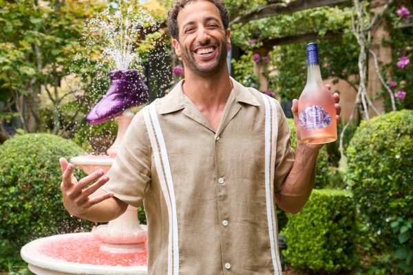 Daniel Ricciardo Jumps On the Rosé Bandwagon With Fresh Enchanté Rosé Drop