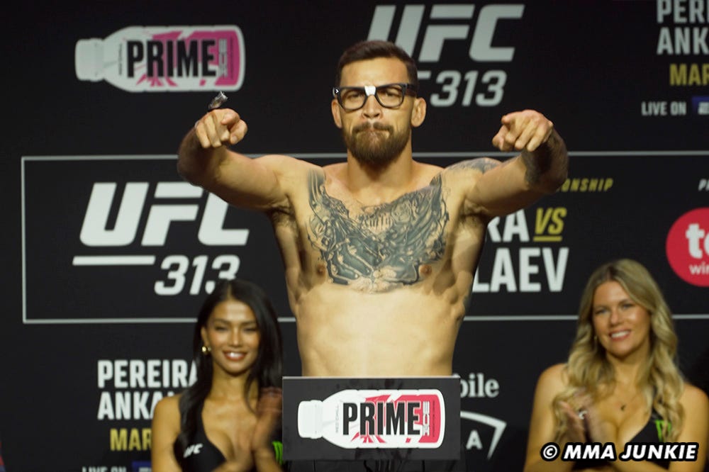 Mauricio Ruffy ready to be a backup for Michael Chandler vs. Paddy ...