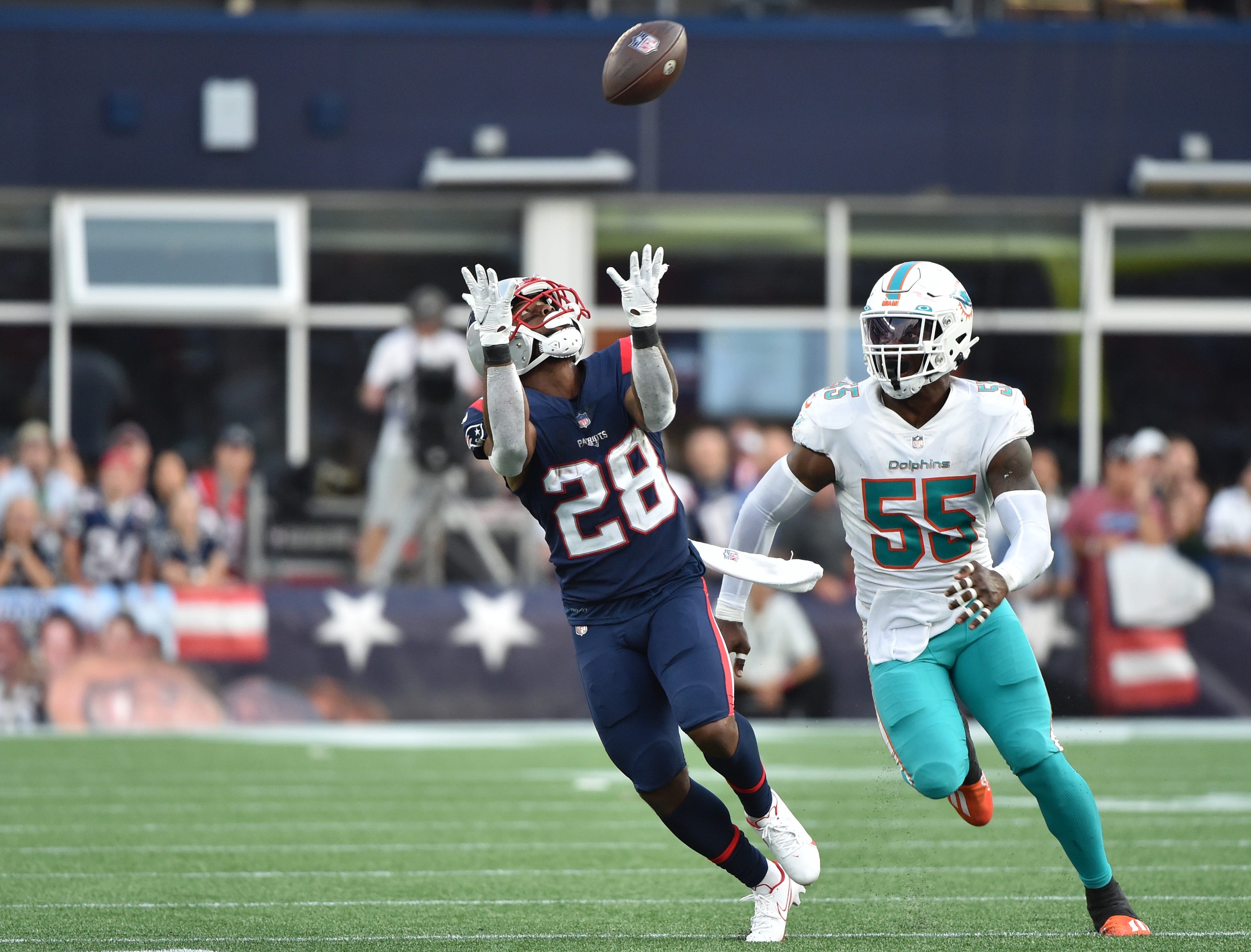 Patriots Super Bowl legend lands first coaching job for college team