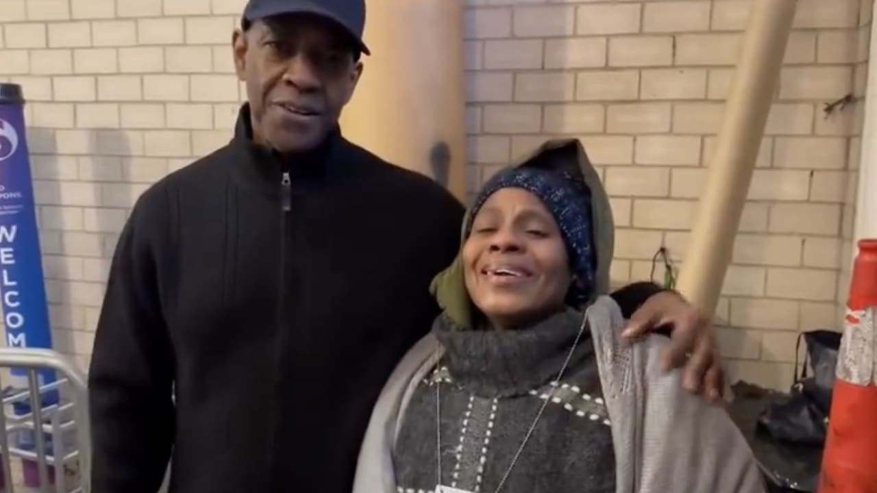 Video Shows Denzel Washington Taking Time Out to Encourage Aspiring ...