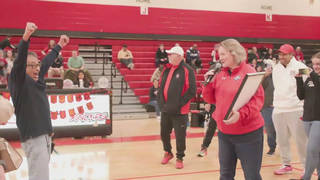 Rangeview Raiders honor a special Coloradan who has been announcing at ...