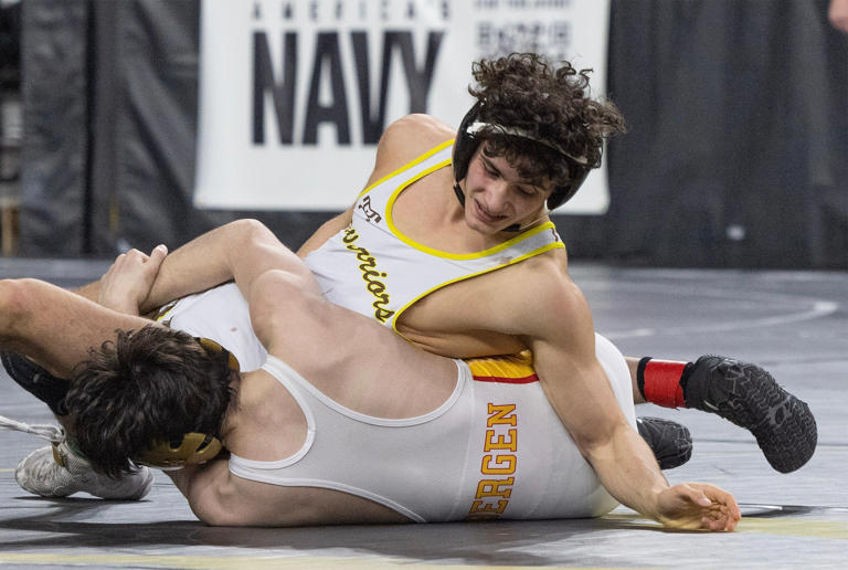 Boys Wrestling: Central Jersey state tournament highlights from Day 2