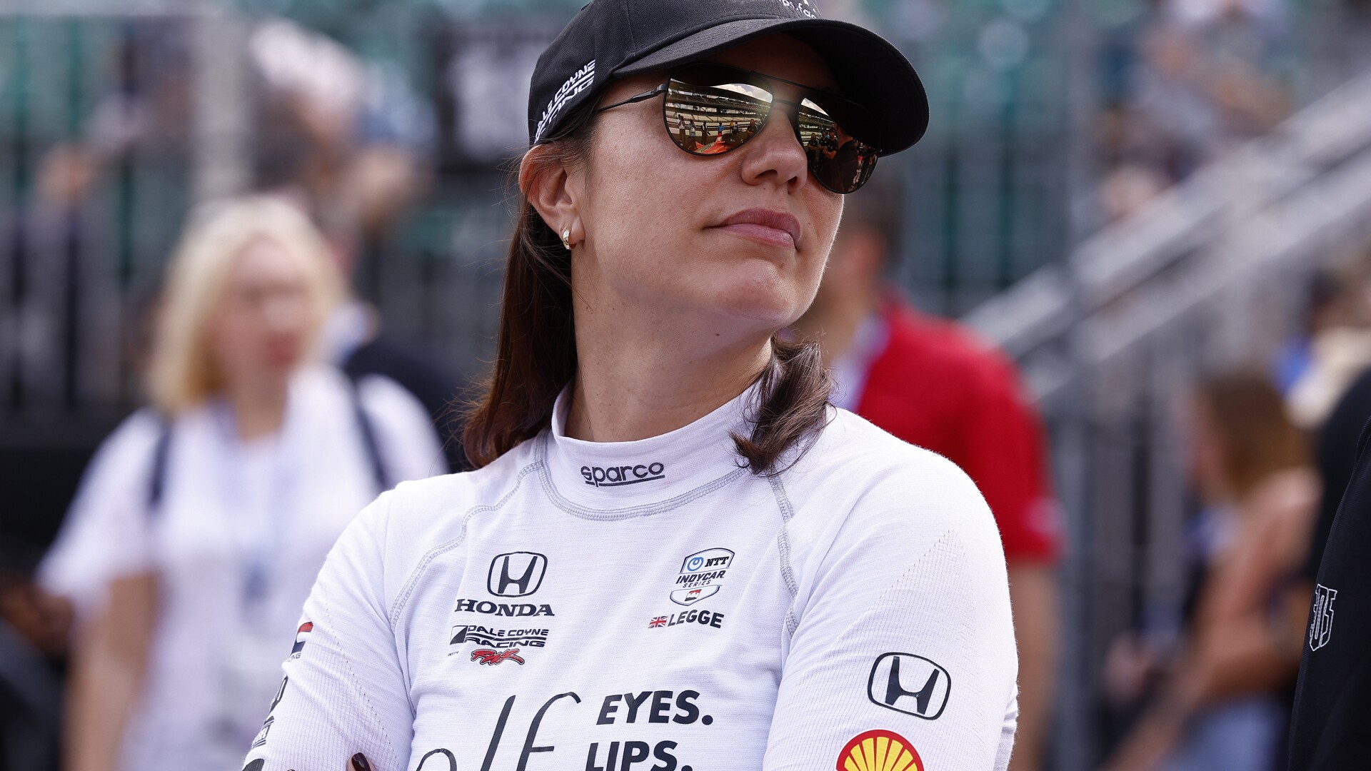 NASCAR teams pitch in to help Katherine Legge ahead of her Cup debut at ...