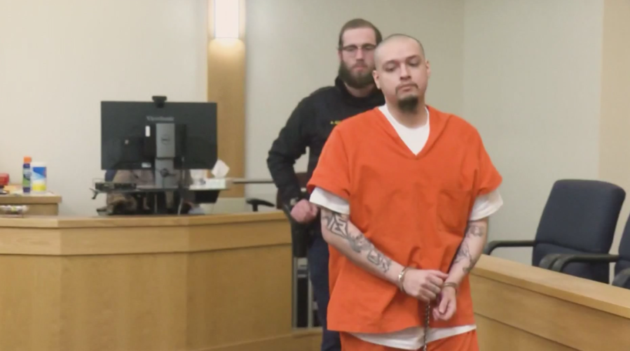 Albuquerque man receives more time in prison for not turning himself in ...