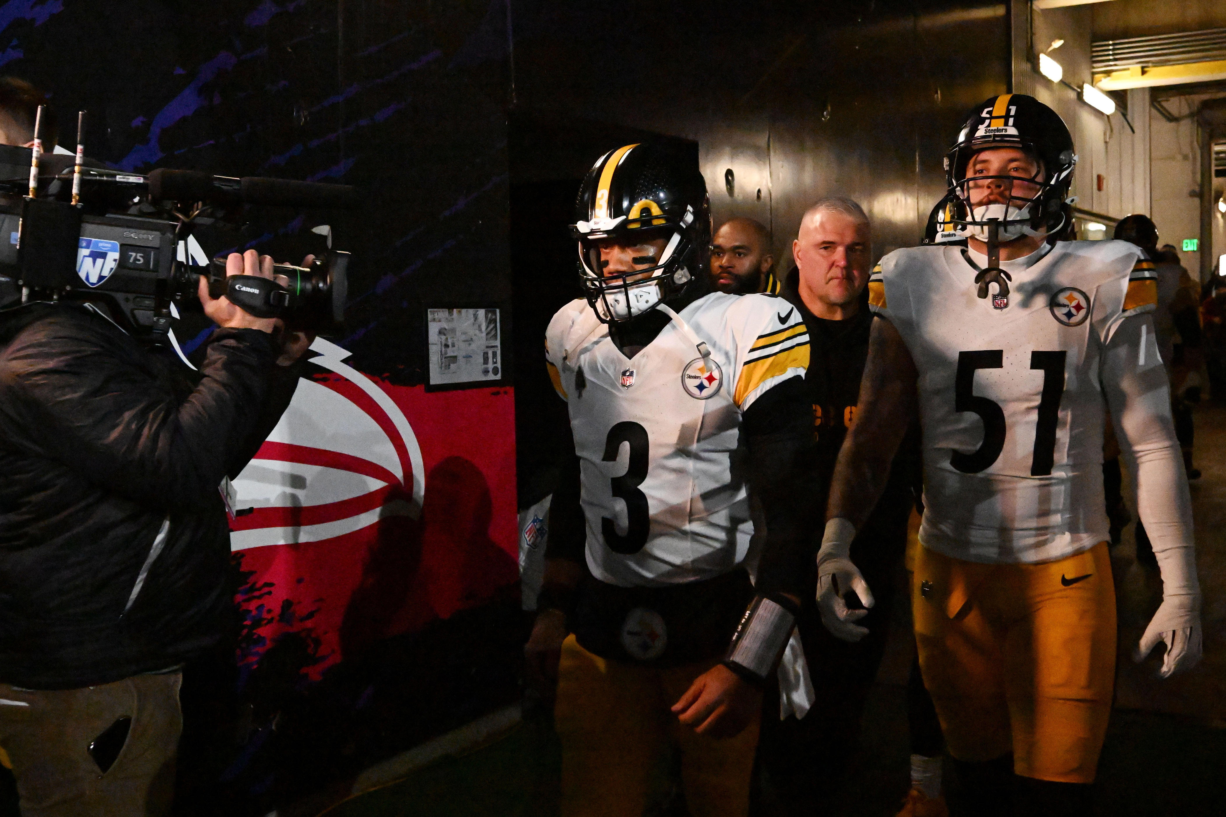 Report: Russell Wilson signing one-year deal with Giants—Steelers down ...