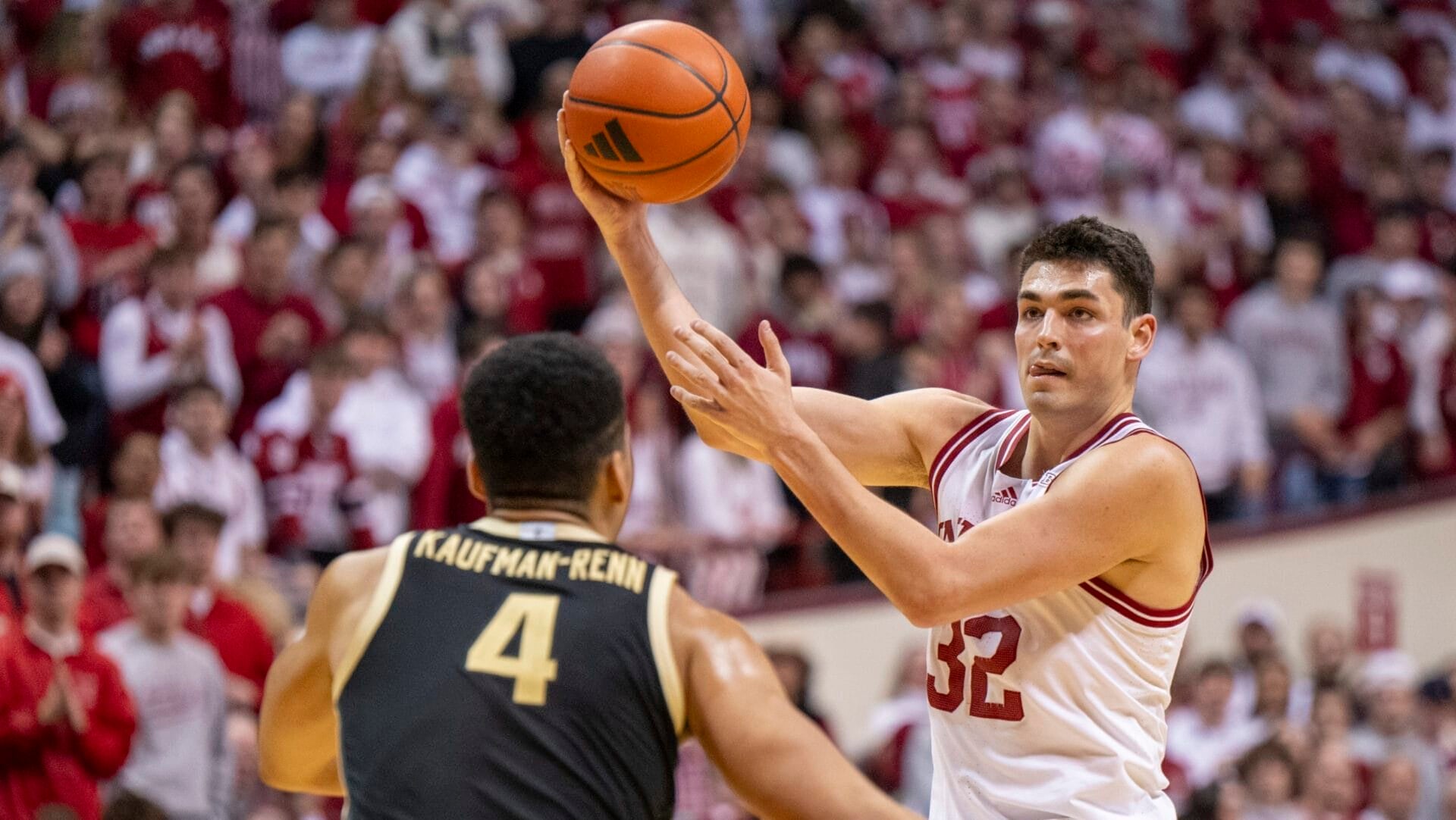 Hoosiers to honor eight during Saturday's Senior Day