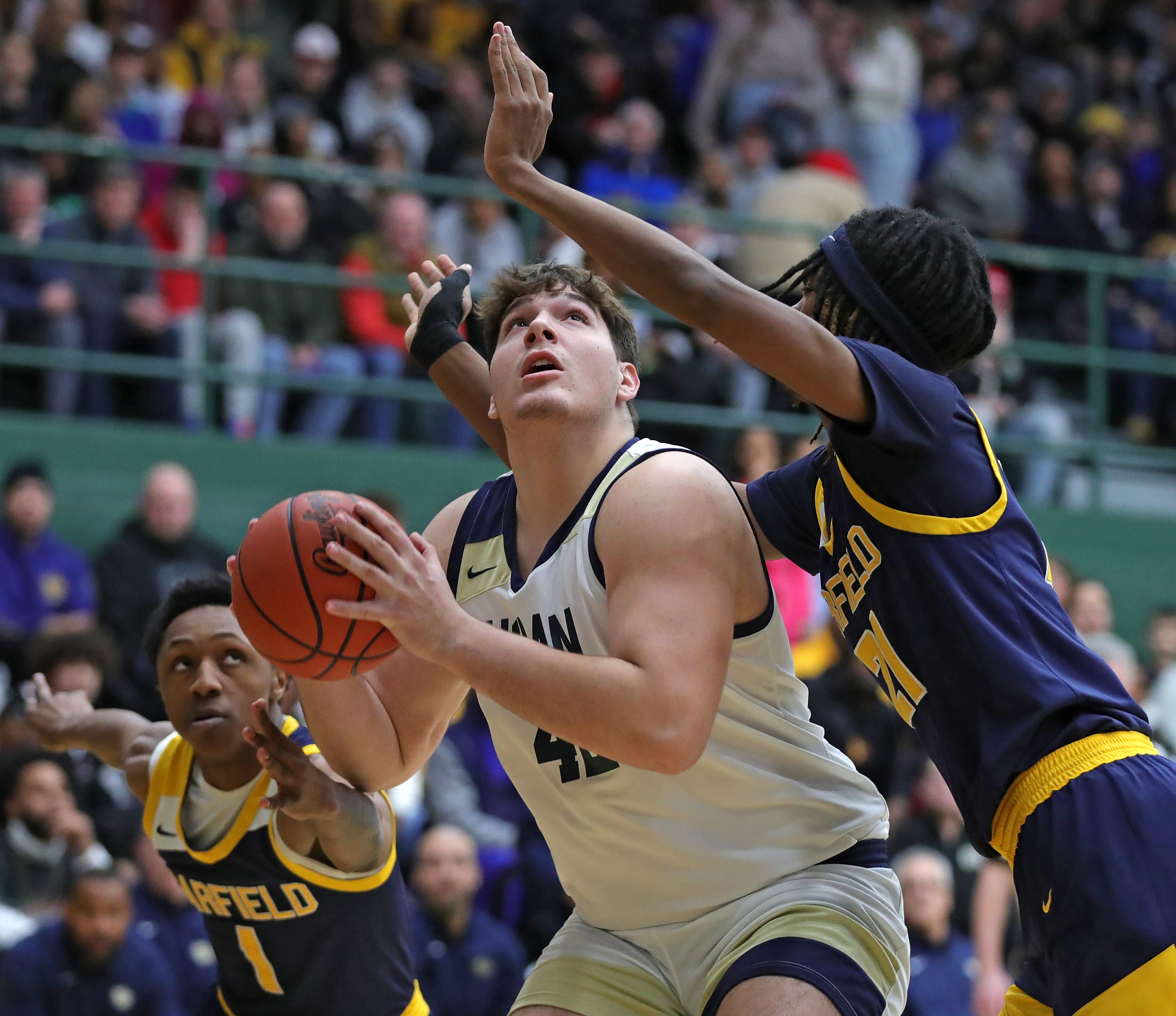 OHSAA basketball scores I Hoban vs. Garfield Heights high school ...