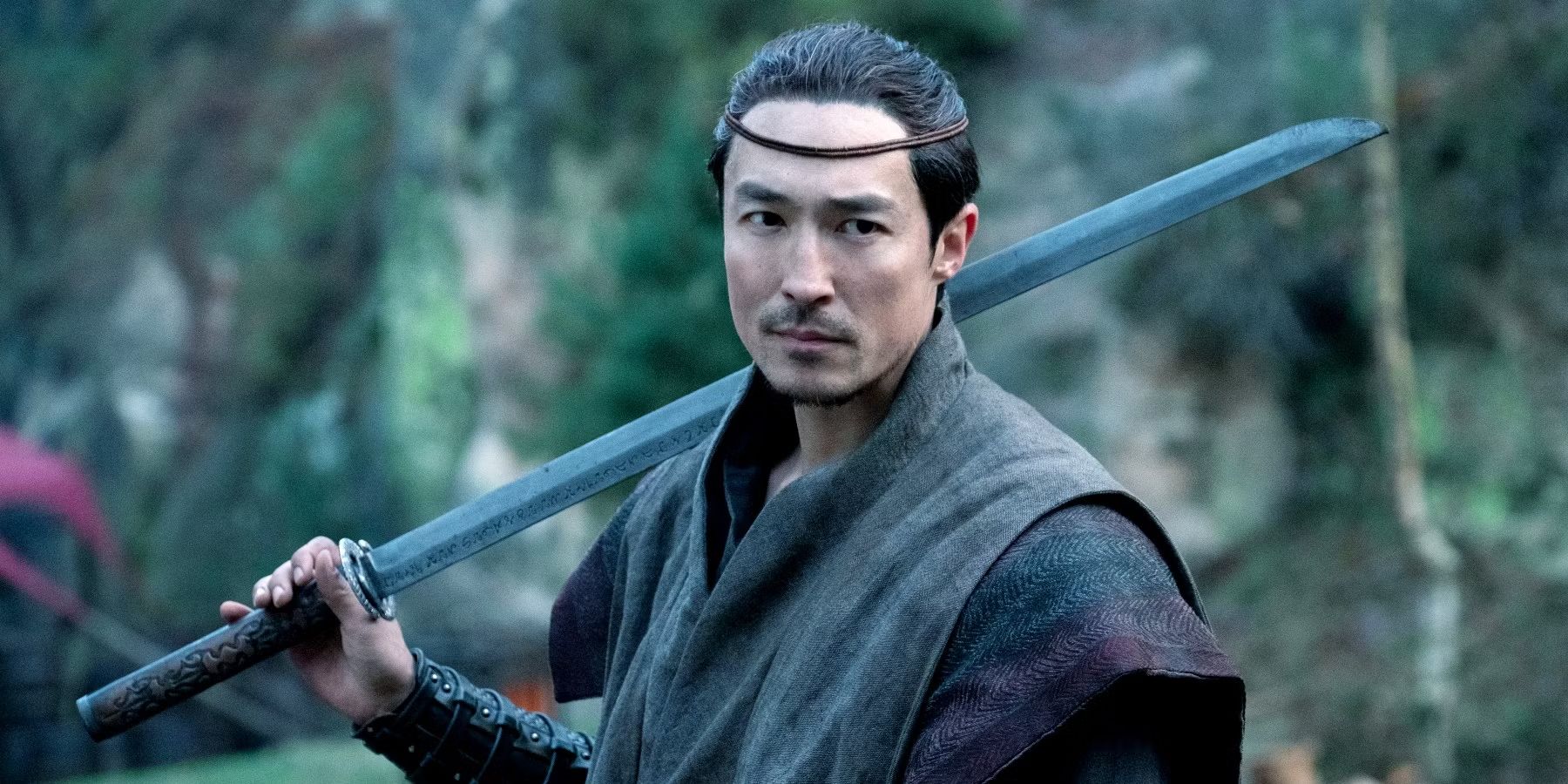 Daniel Henney Teases Lan’s Deep, Ever-Evolving Bonds with Moiraine and ...