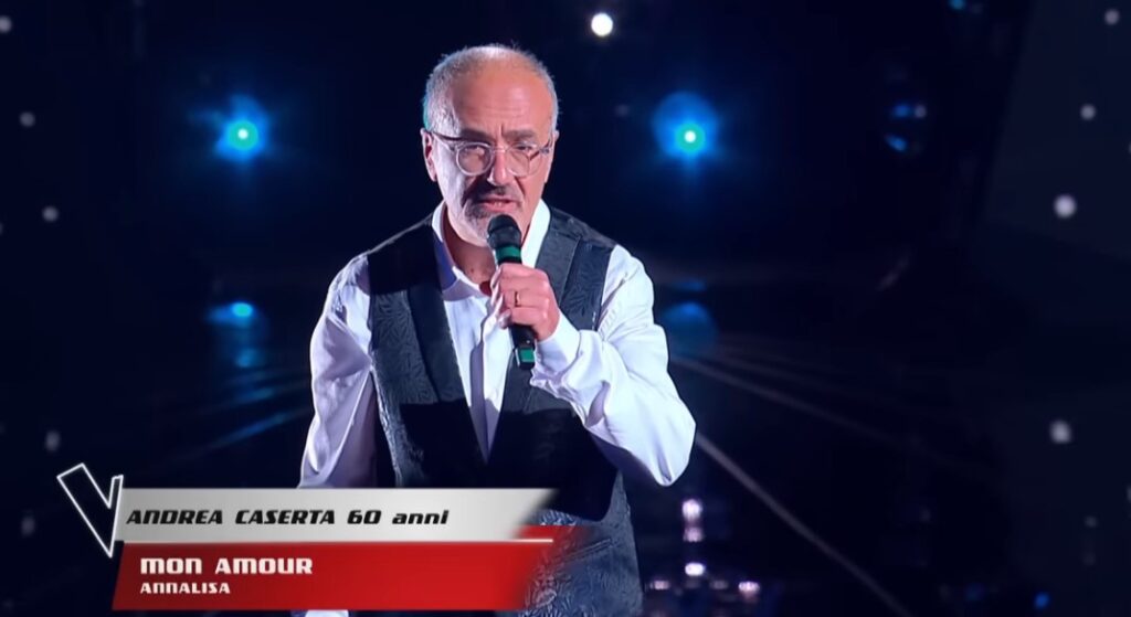 The Voice: Andrea Caserta canta Mon Amour di Annalisa (video)