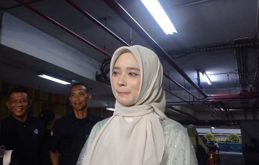 Inara Rusli Bakal Makan Malam Bareng Virgoun dan Anak-anak di Momen Ramadan Inara Rusli Bakal Makan Malam Bareng Virgoun dan Anak-anak di Momen Ramadan
