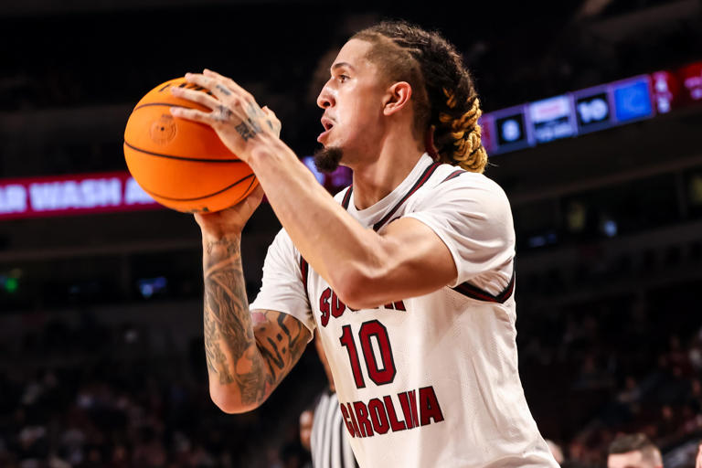 Two players listed as out for Tennessee-South Carolina basketball game