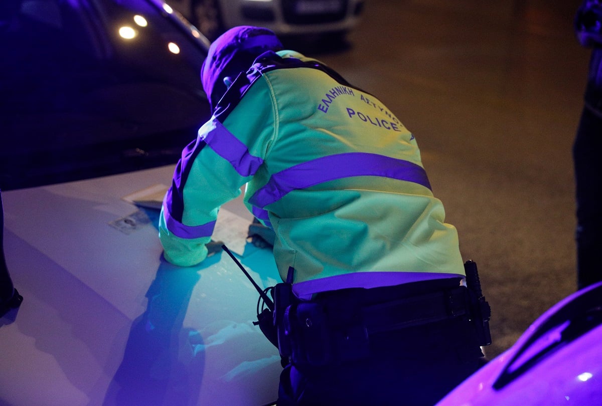 Συνελήφθη 21χρονος μεθυσμένος οδηγός στην Αττική Οδό – Προσπάθησε να ...