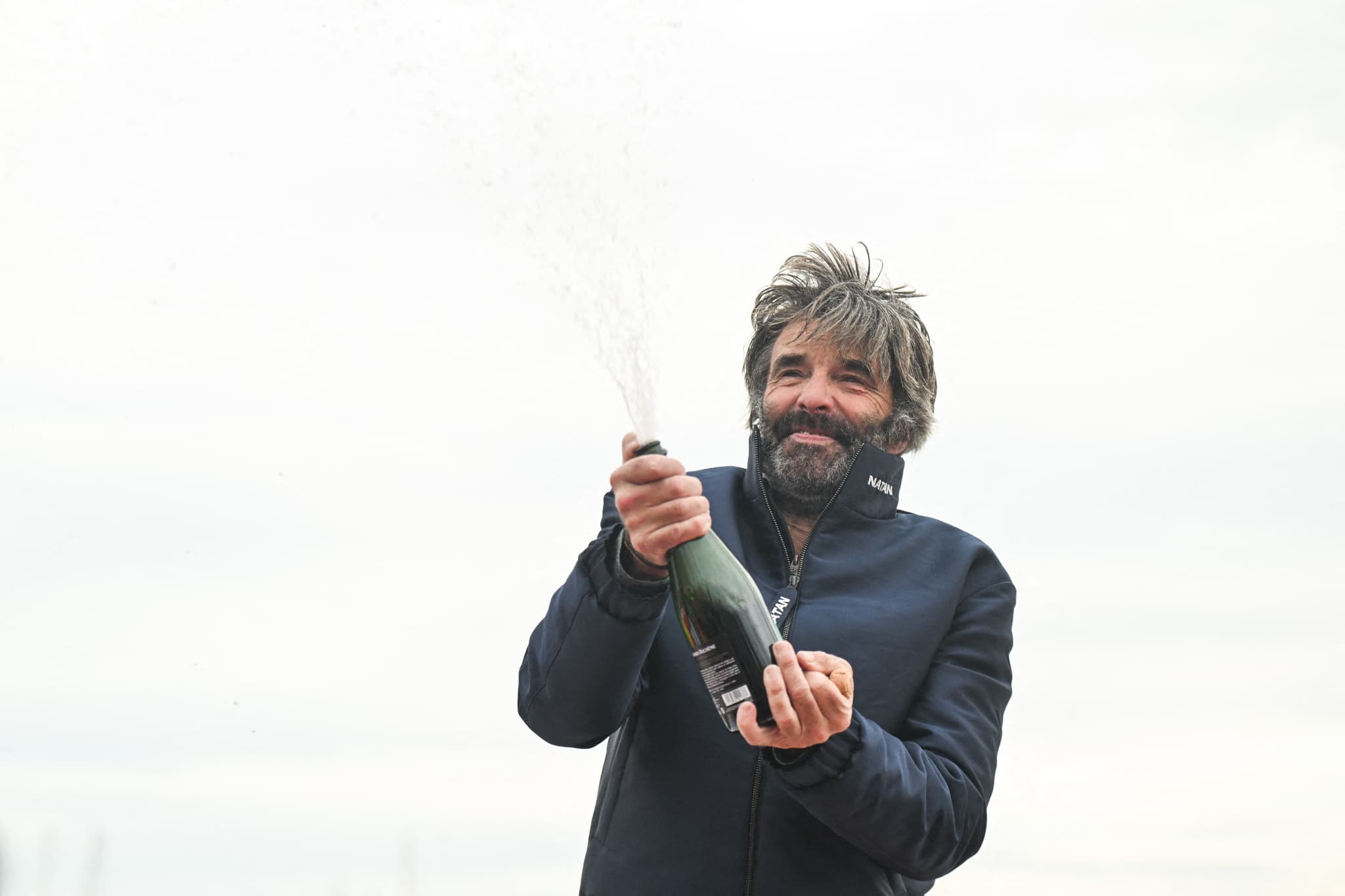 Vendée Globe: bon dernier mais accueilli comme un premier, la fin ...