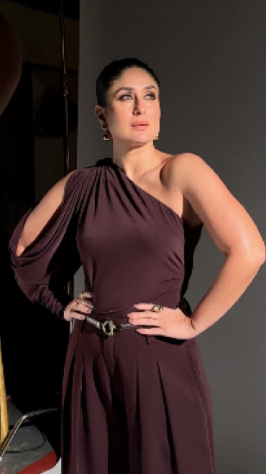 Kareena Kapoor Khan shares a glimpse into her diva wardrobe