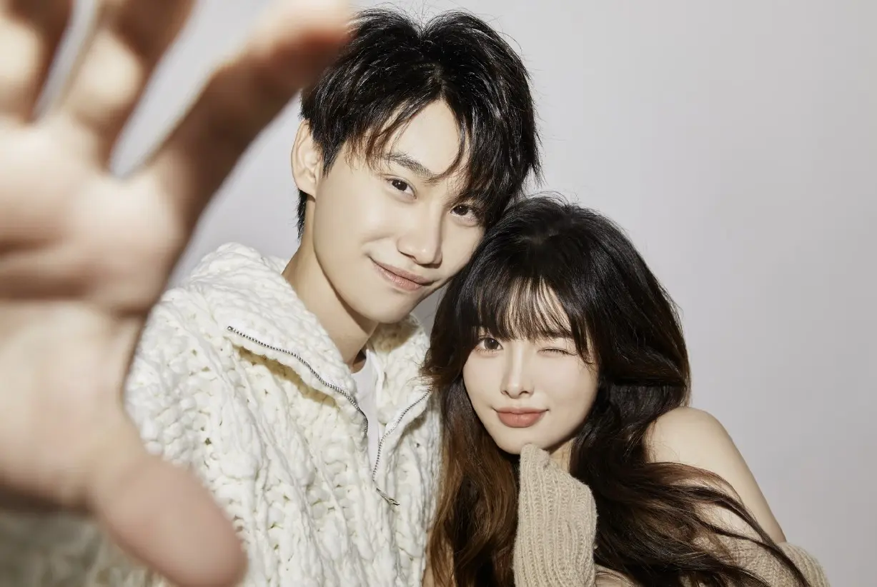 恭喜Doinb！拿到永久居住权！糖小幽：他拿到了五星卡！无犯罪记录