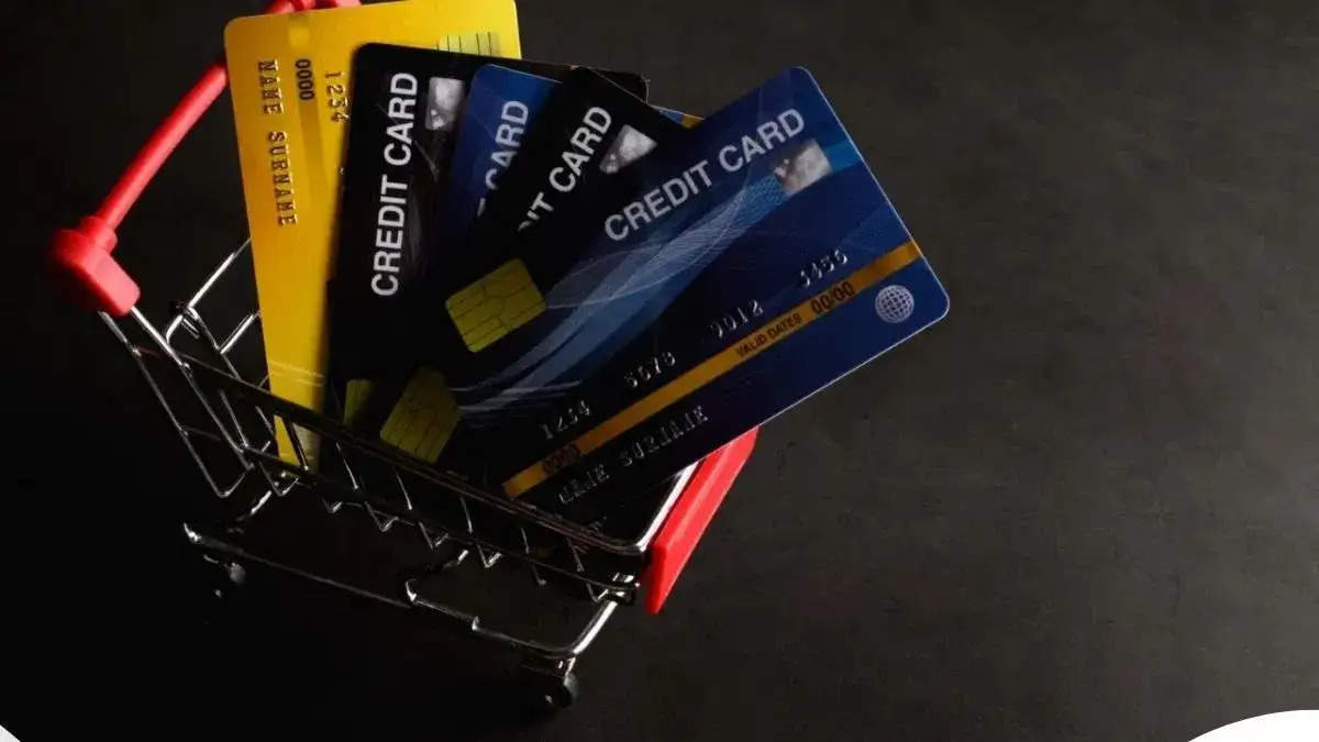 Smart Credit Card Usage: Maximize Rewards and Avoid Annual Fees