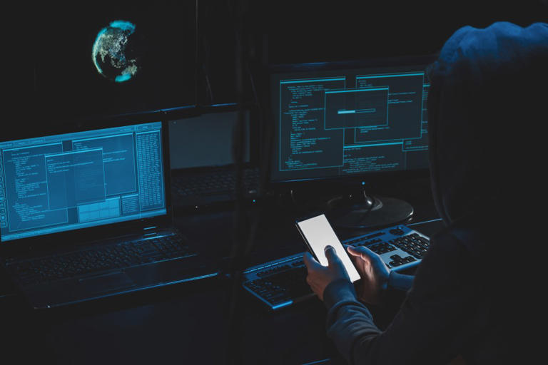 Urgent Warning For Apple Users Over New ‘suspicious Activity Scam