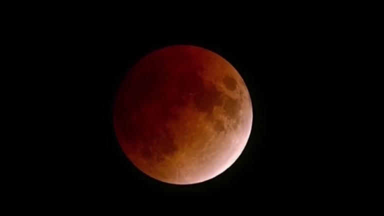 La Luna se tornará roja la próxima semana. Aquí te decimos la razón y ...