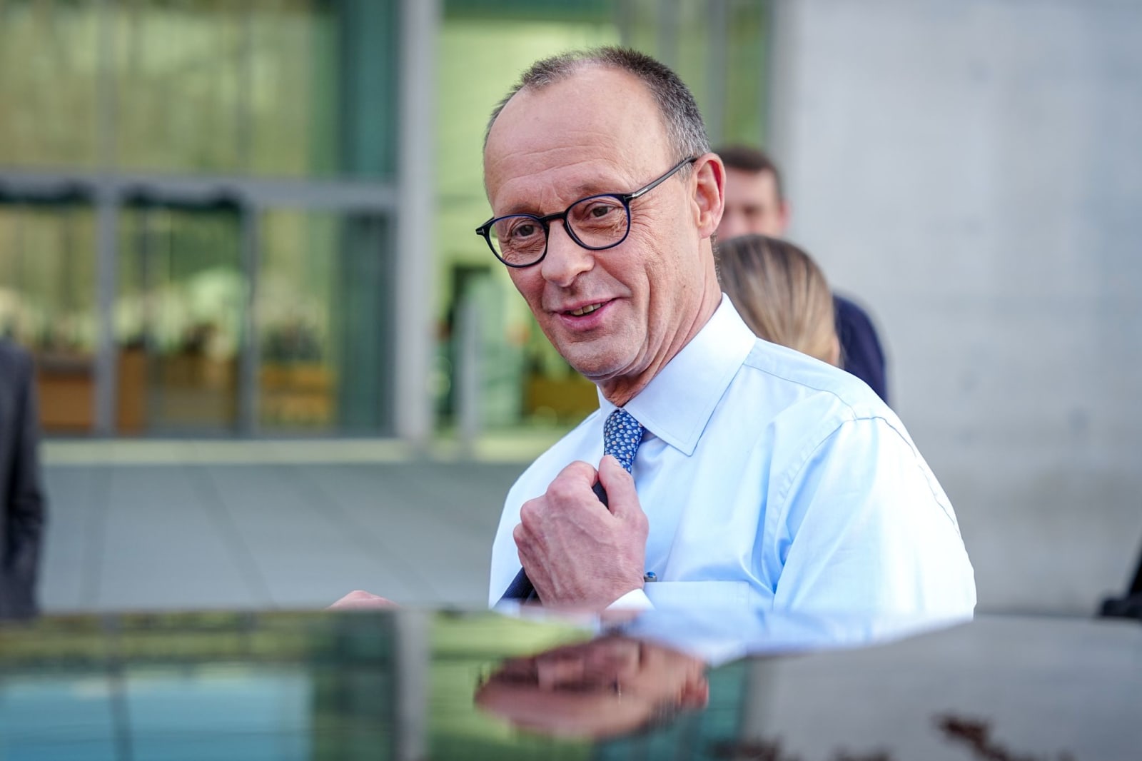 Merz wants meeting with Greens over budget package