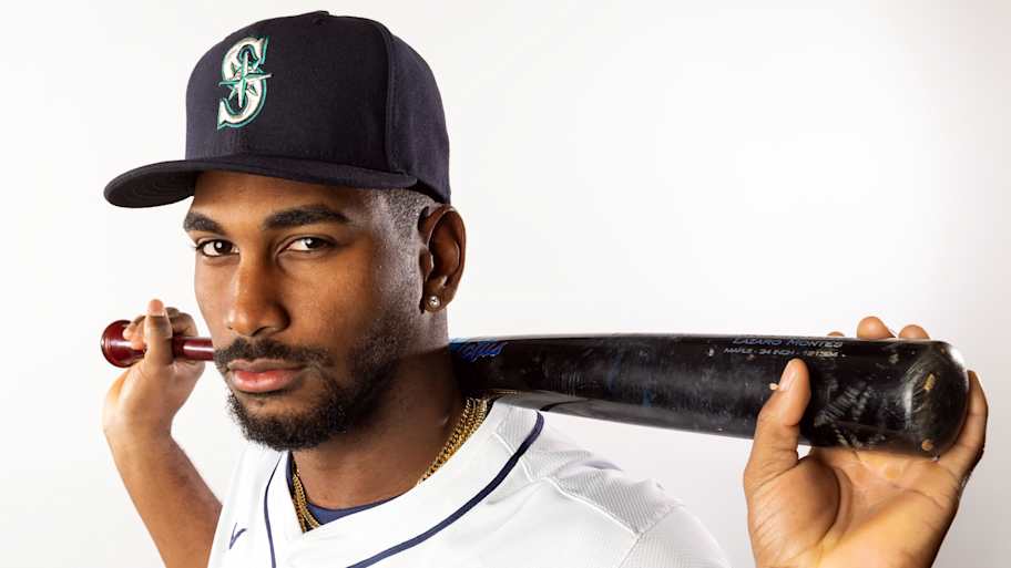 Seattle Mariners Spring Breakout Roster Earns Praise From Baseball America