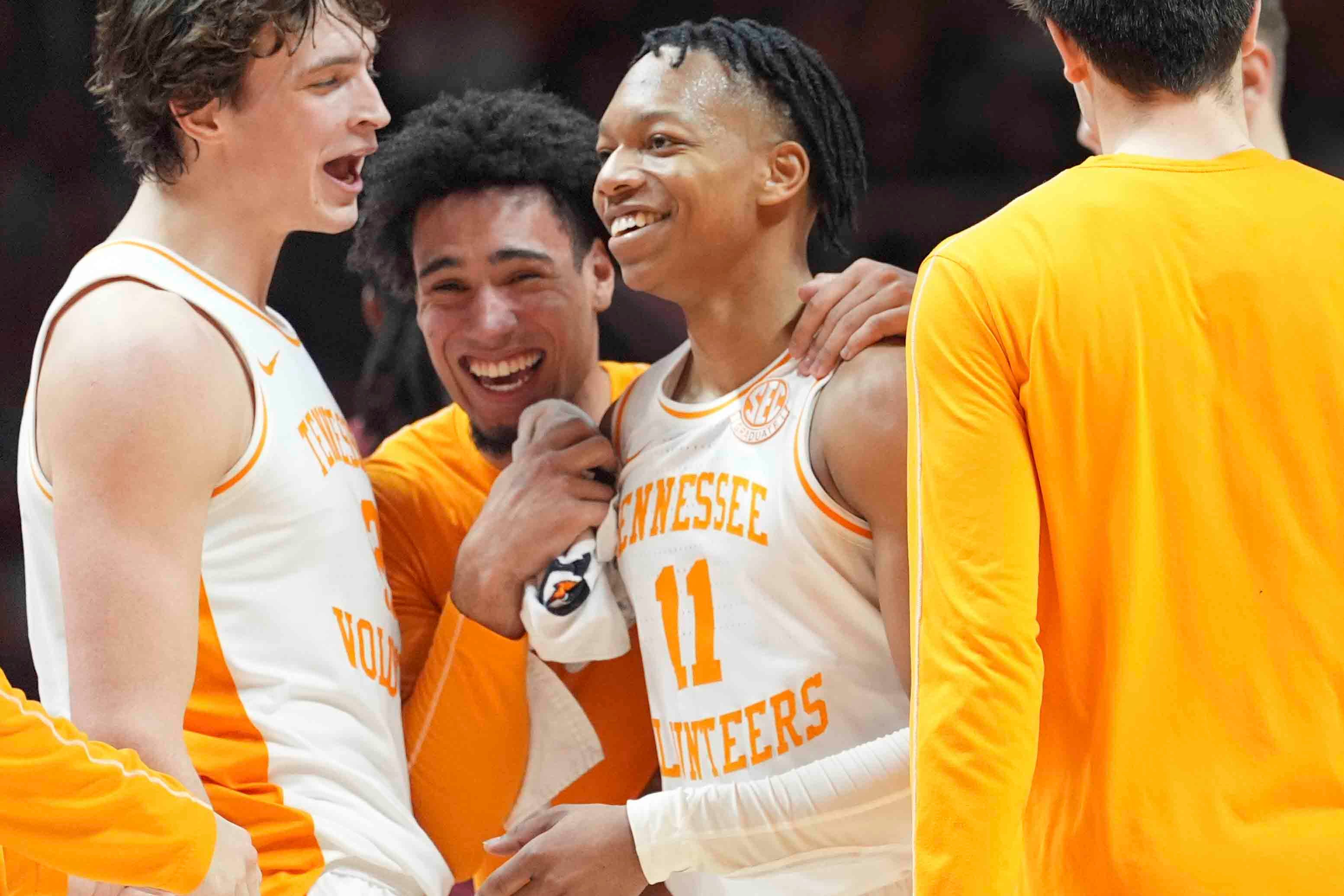 Updating Tennessee rankings in college basketball polls before SEC ...