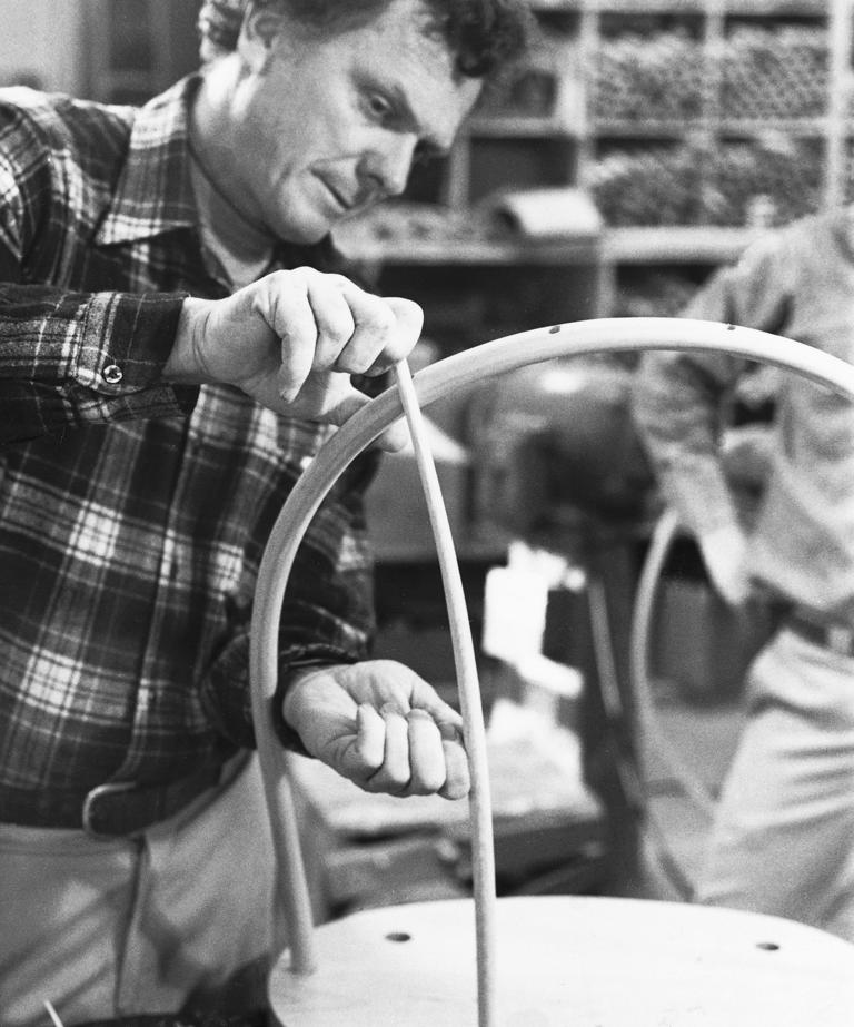 Thomas Moser, furniture designer guided by Shaker simplicity, dies at 90