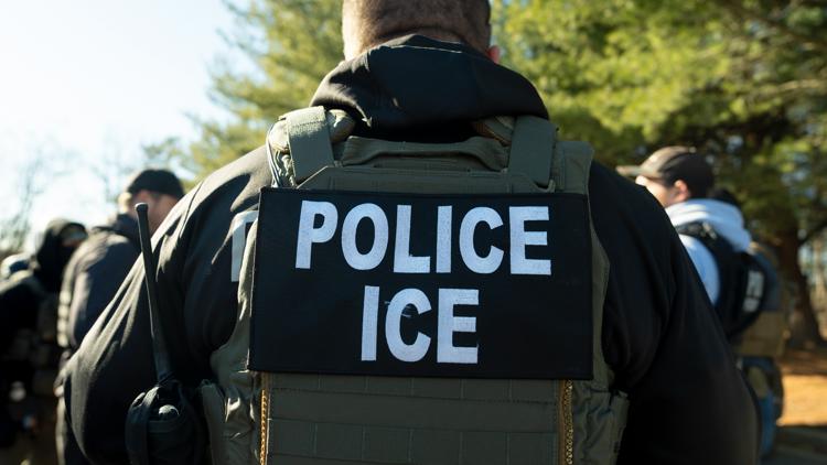 New York leaders push bill that would ban ICE agents from wearing masks ...