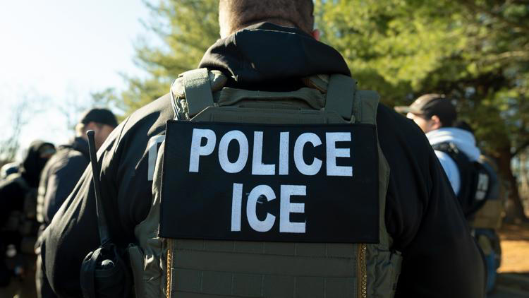 New York leaders push bill that would ban ICE agents from wearing masks ...