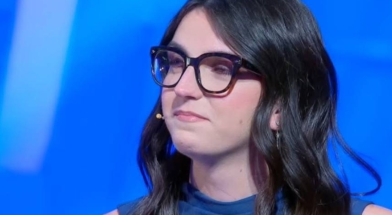 C'è posta per te, Michele Morrone incontra Pia: «Non è vero che i ...