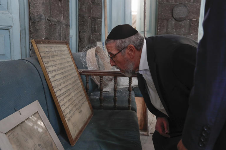 American Jews who fled Syria ask White House to lift sanctions so they ...