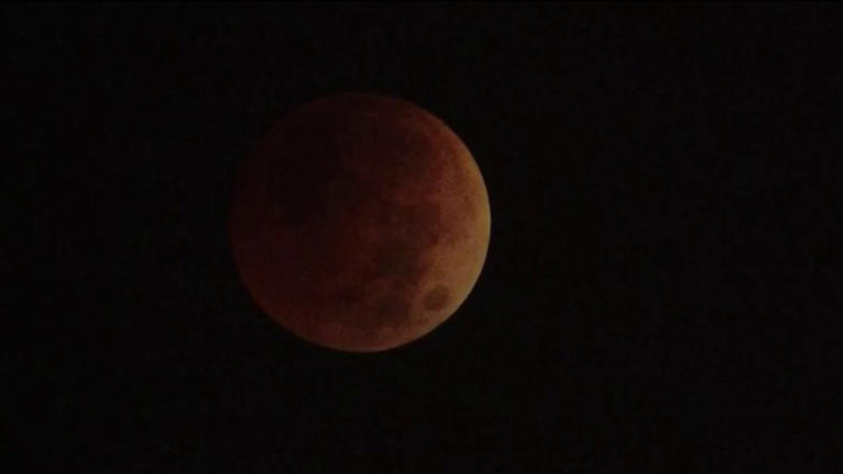 La Luna se tornará roja la próxima semana. Aquí te decimos la razón y ...