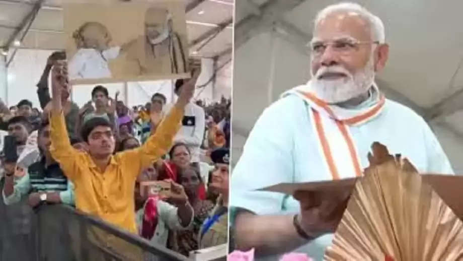 Modi in Surat: A crying and trembling boy and a historical photo in his ...