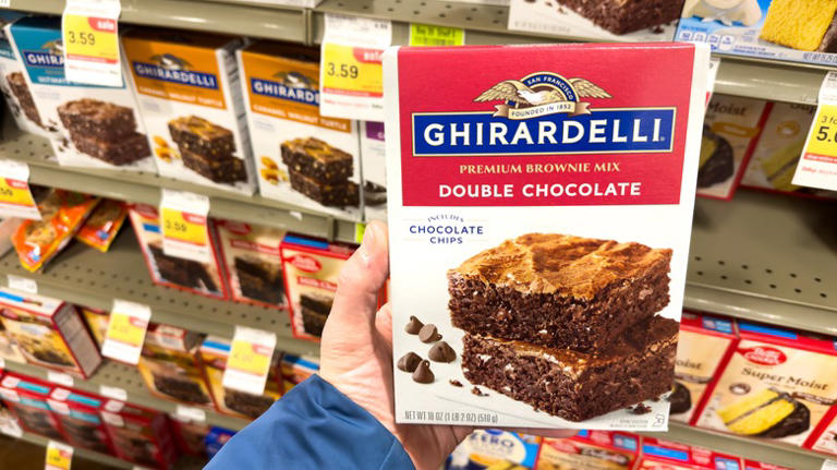 How To Turn Store-Bought Brownie Mix Into A Dreamy Chocolate Cake