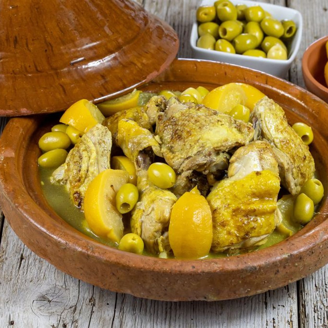 “Une pure merveille” : notre recette de tajine au poulet et au citron ...