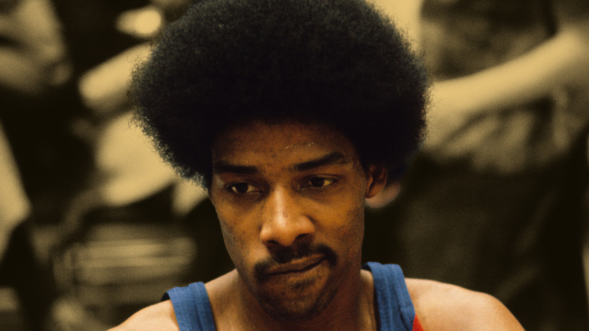 "People came to watch Dr. J make that move" - Former NBA referee ...