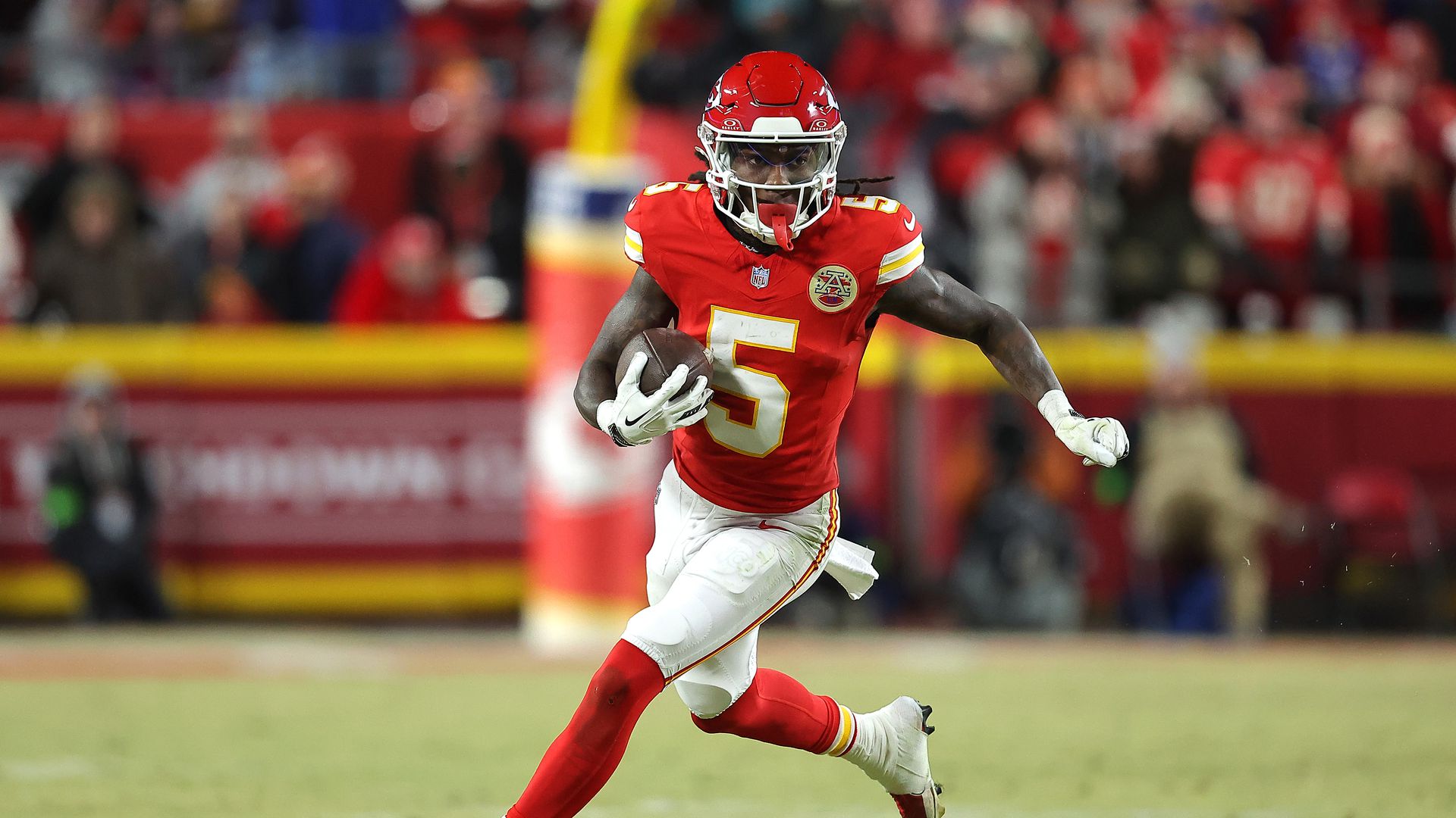 Chiefs re-sign wideout Hollywood Brown to 1-year contract