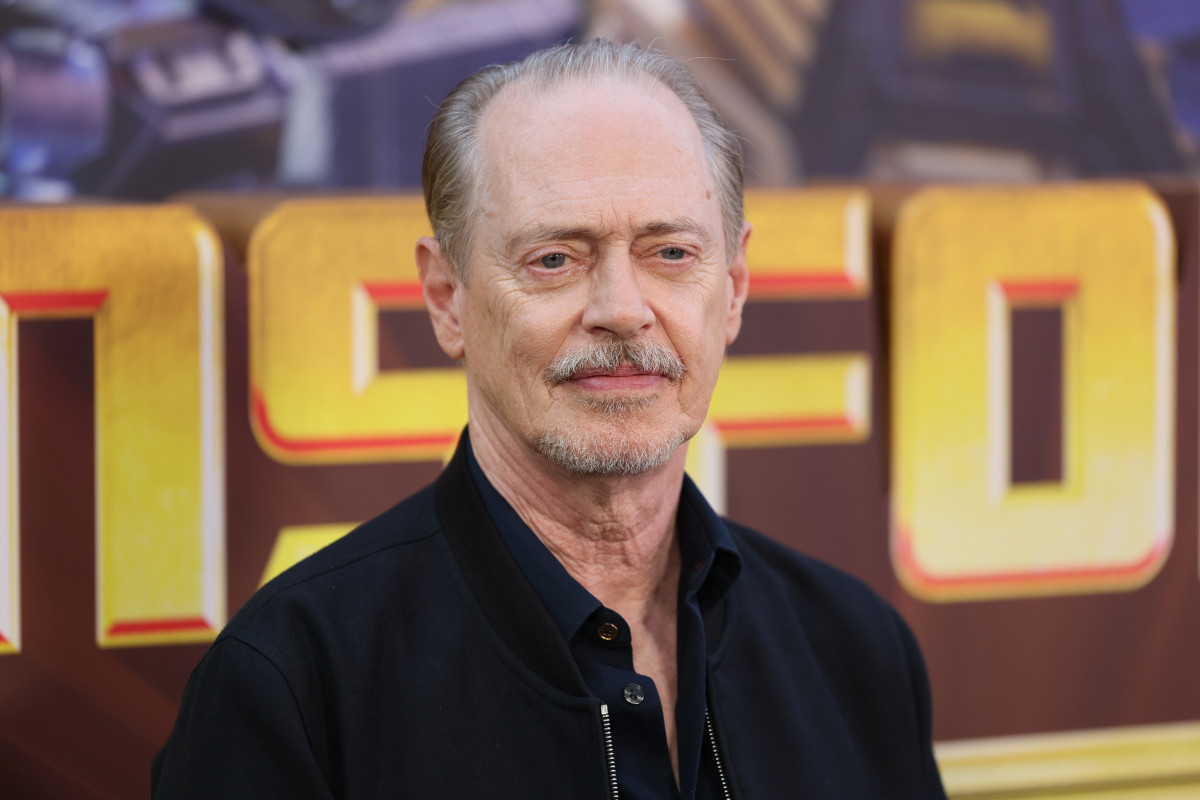 Steve Buscemi Is Unrecognizable in 1975 Yearbook Photo