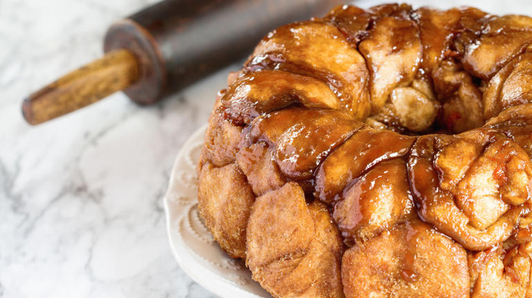 Make Monkey Bread 10X More Delicious With A 3-Ingredient Sauce