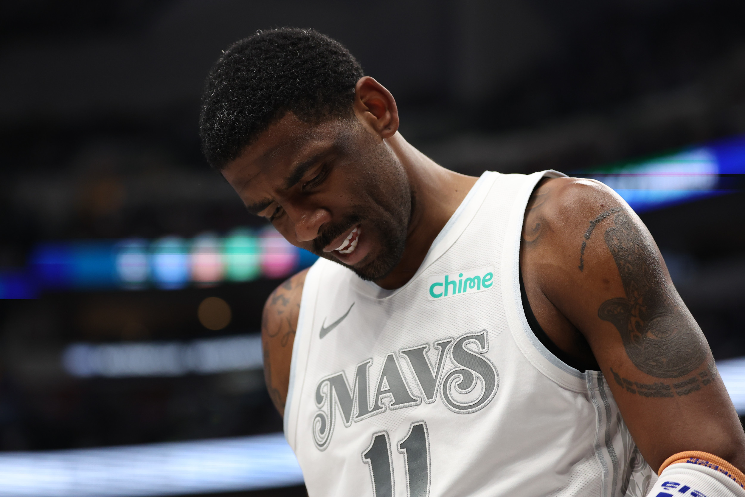 Mavericks' Kyrie Irving Slams Minutes Narrative Leading to ACL Injury