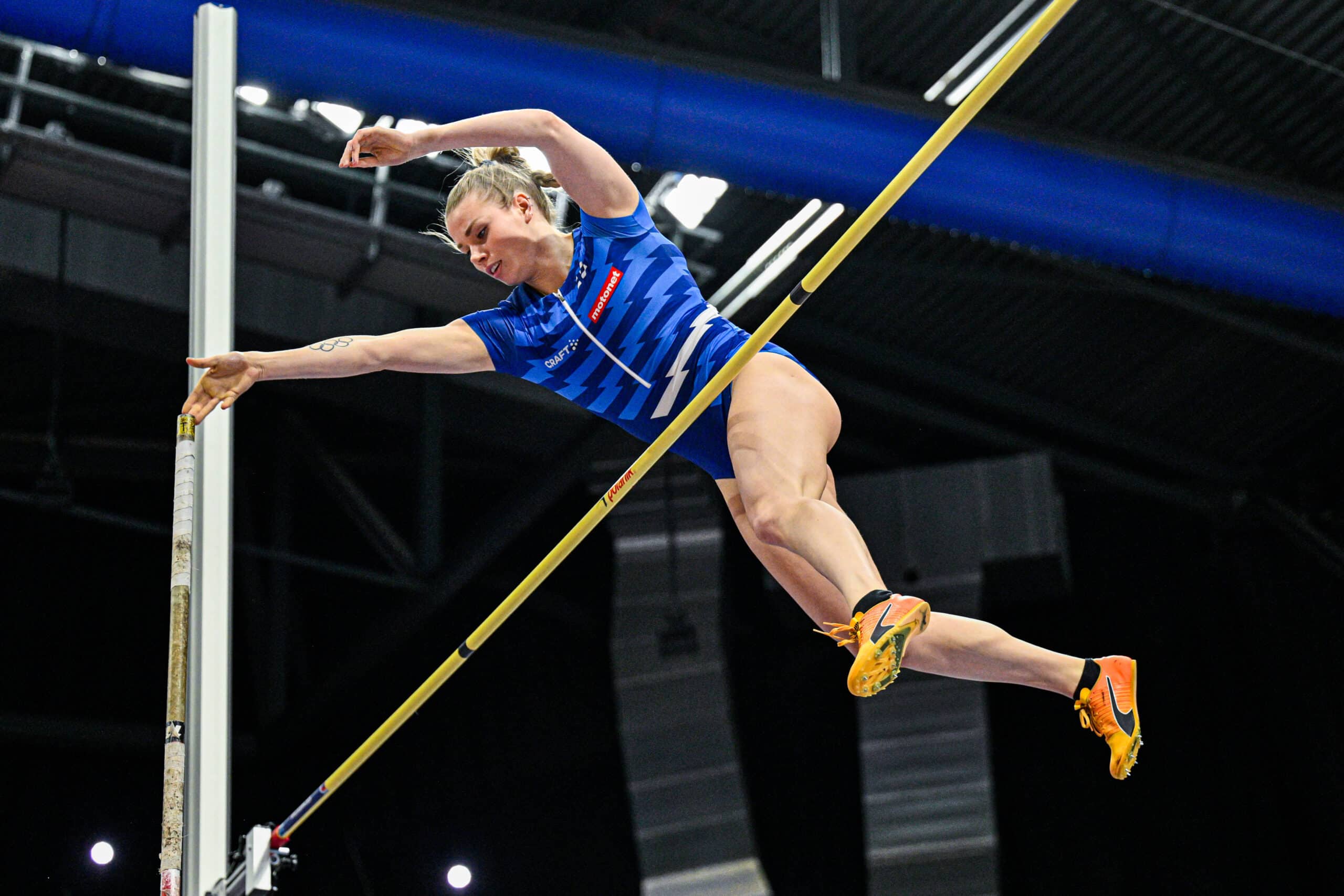 Elina Lampela hyppäsi upeasti uuden ennätyksensä – mitali karkasi ...