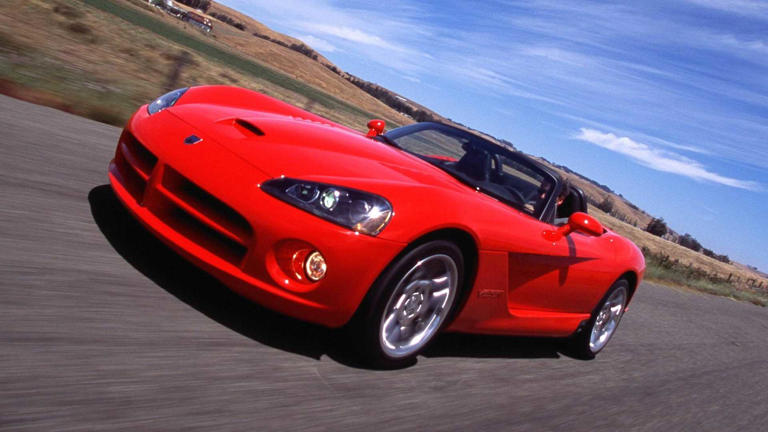 Every Generation of The Dodge Viper And What To Pay