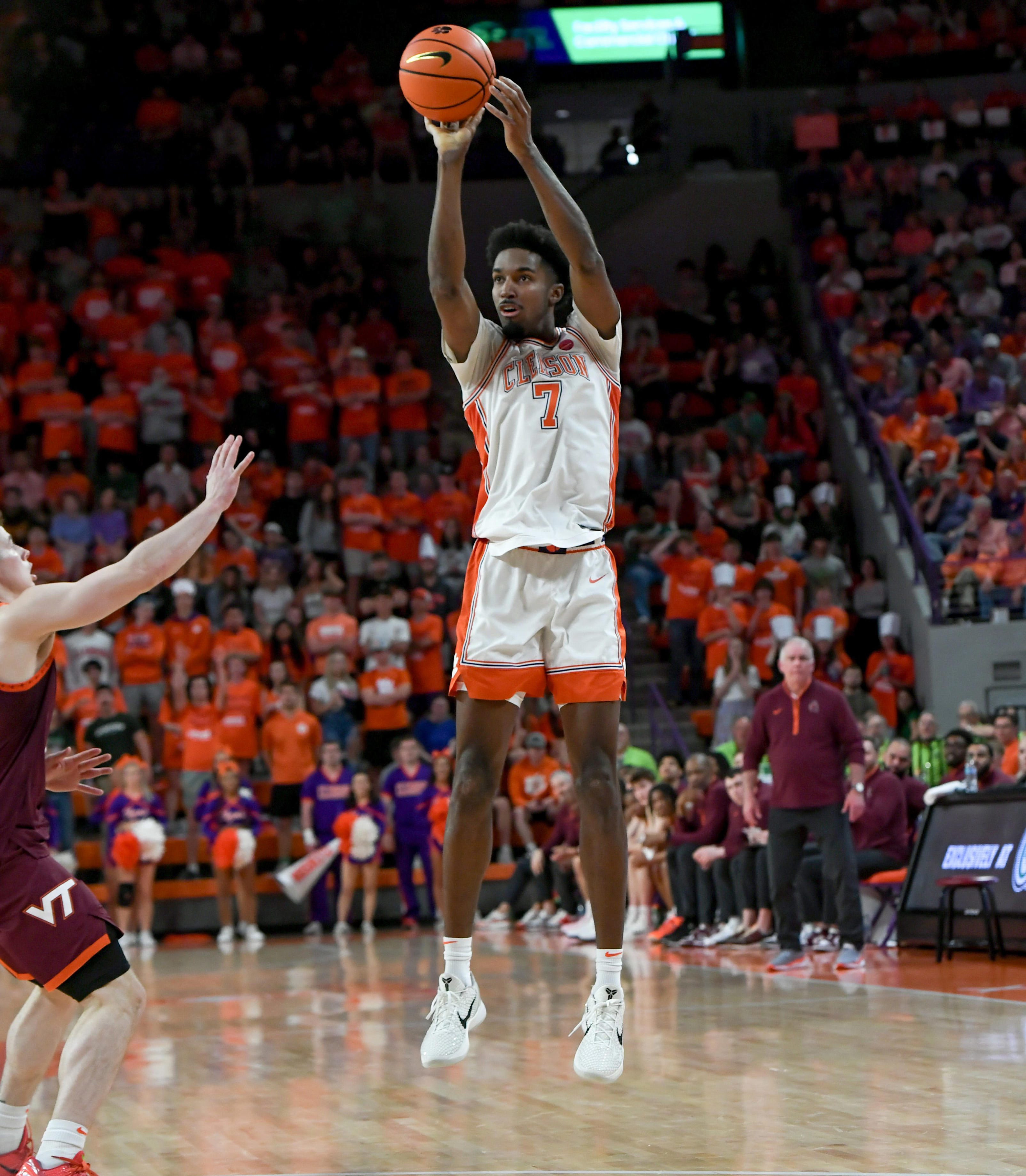 Florida State men's basketball lands Ex-Clemson Tiger Chauncey Wiggins ...