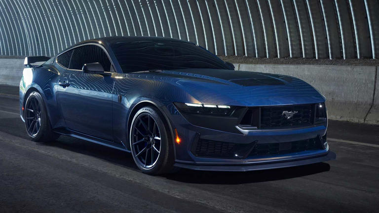 Ford Mustang: Only new sports car with RWD, manual & V8 in 2024