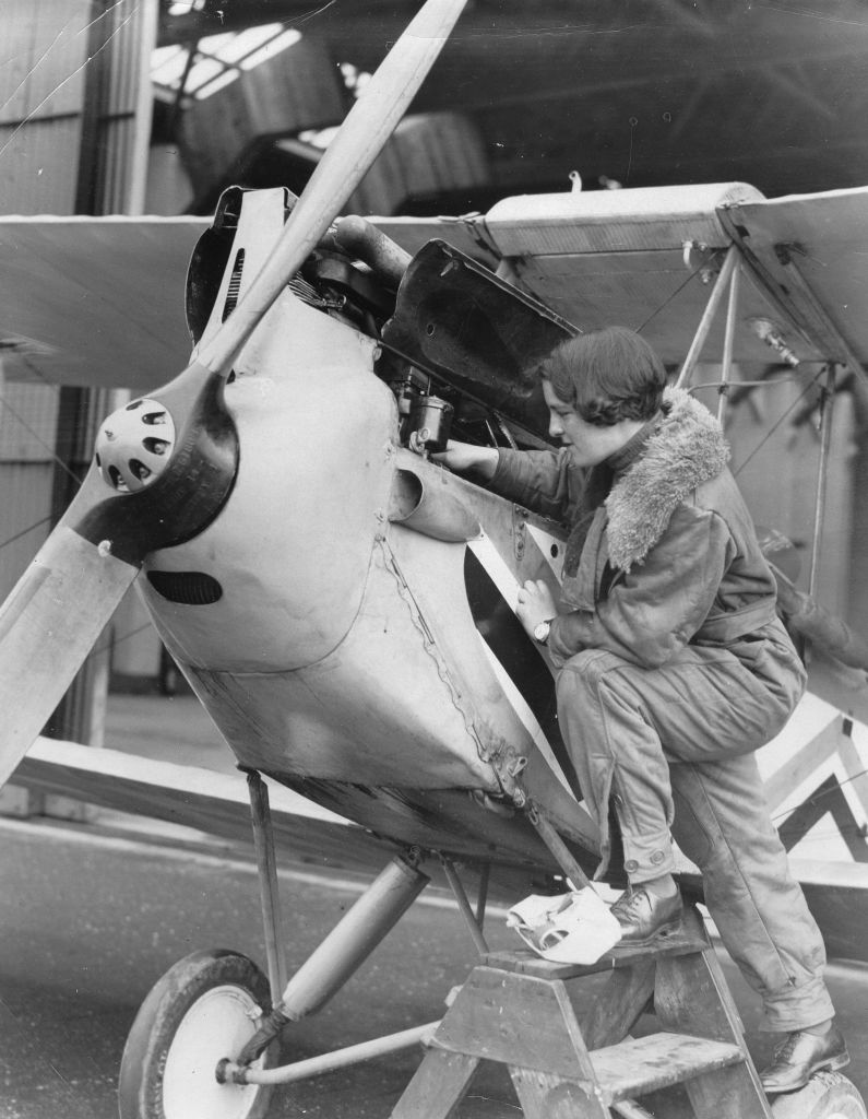 Rare 1930s footage of pioneering Scottish female pilot to be set to ...