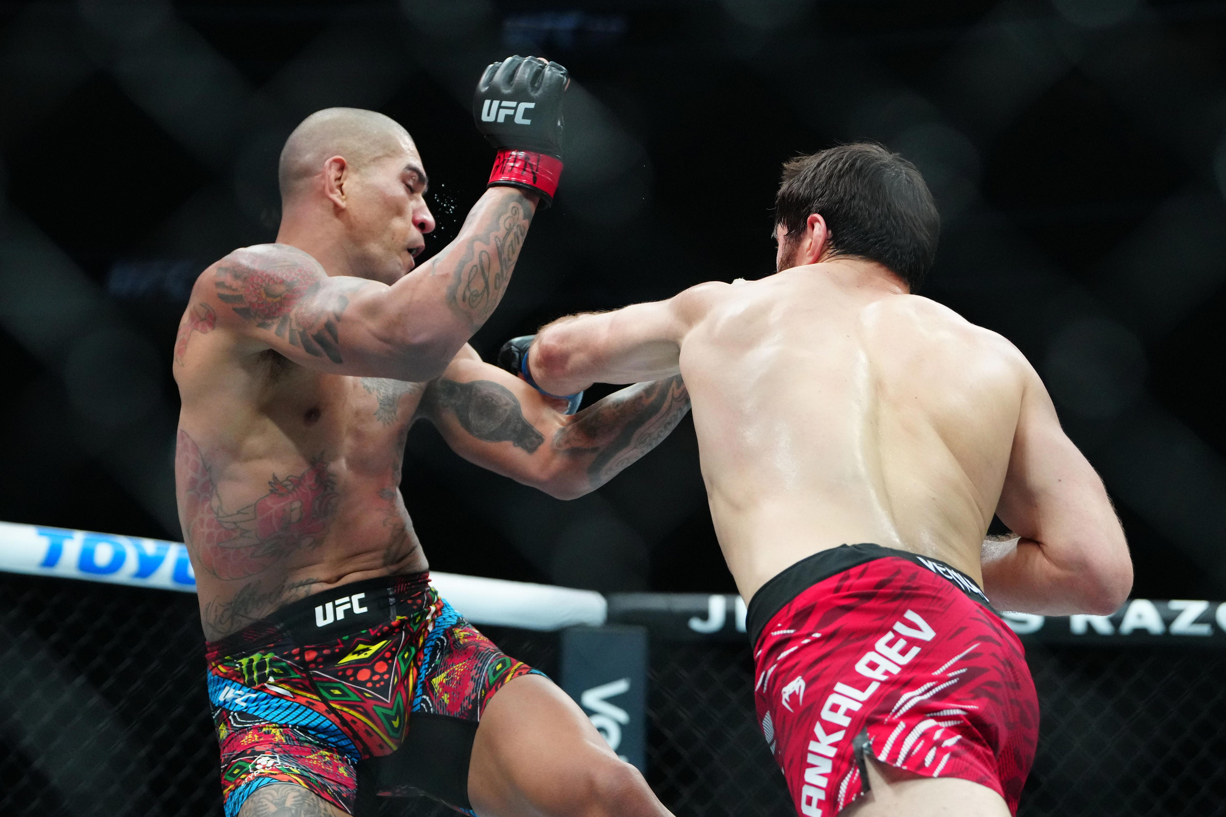 Daniel Cormier: 'Magomed Ankalaev fought a beautiful fight' in UFC 313 ...